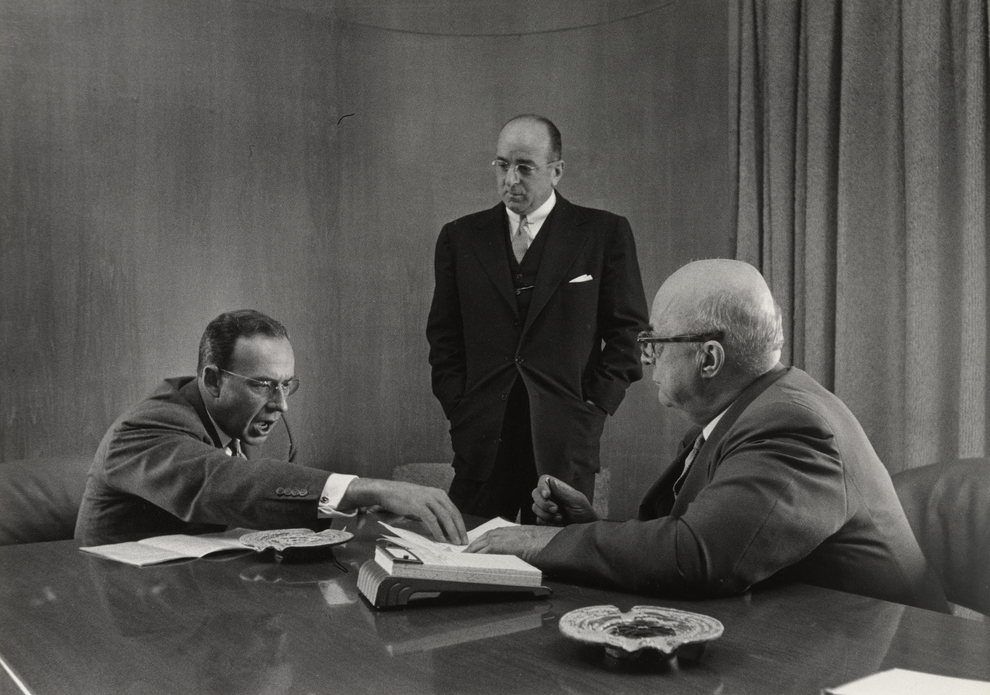 Dan Weiner. Edgar Kaiser, Eugene Trefethen, and Henry Kaiser in ...