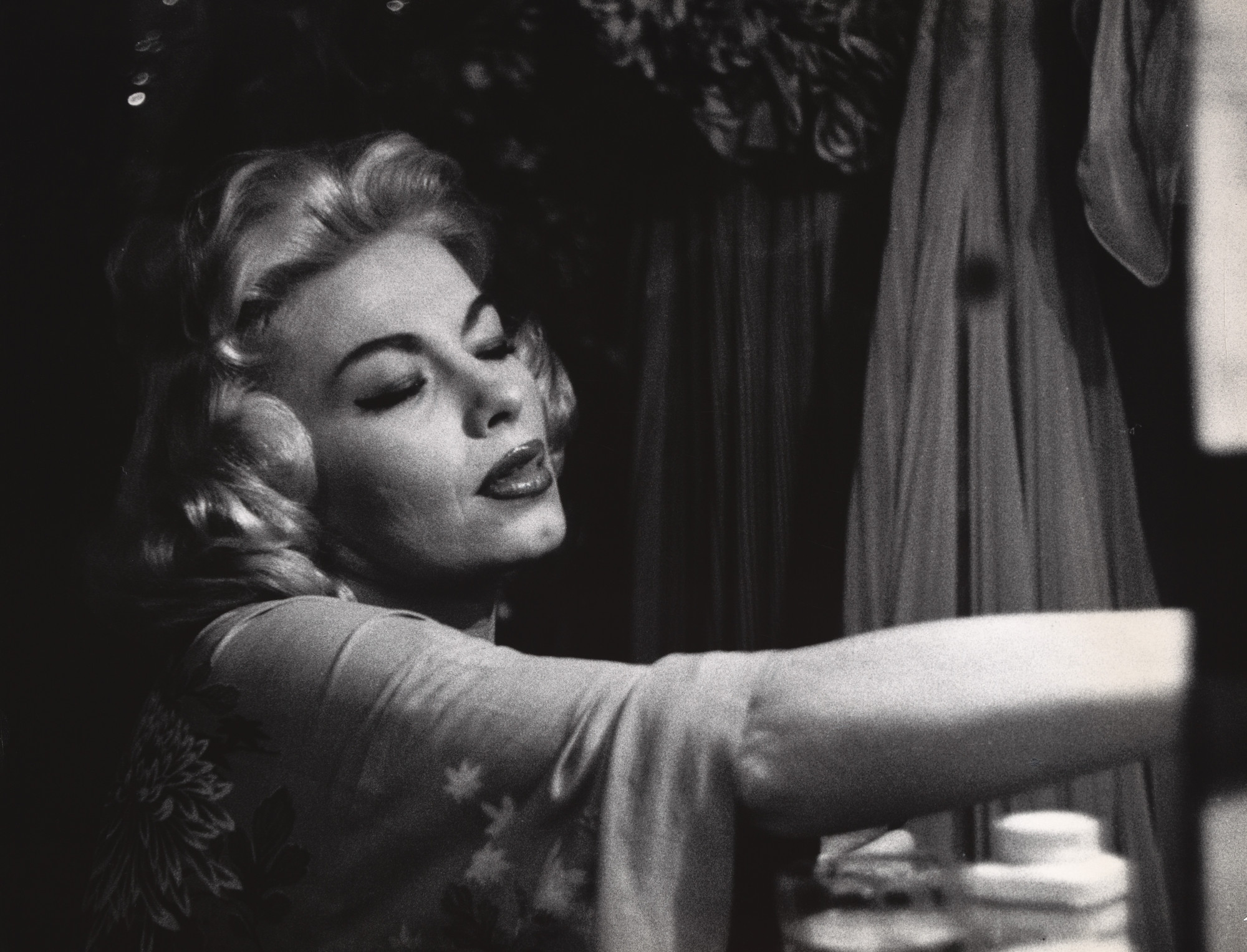 Garry Winogrand. Lily St. Cyr in Her Dressing Room. c. 1954 | MoMA