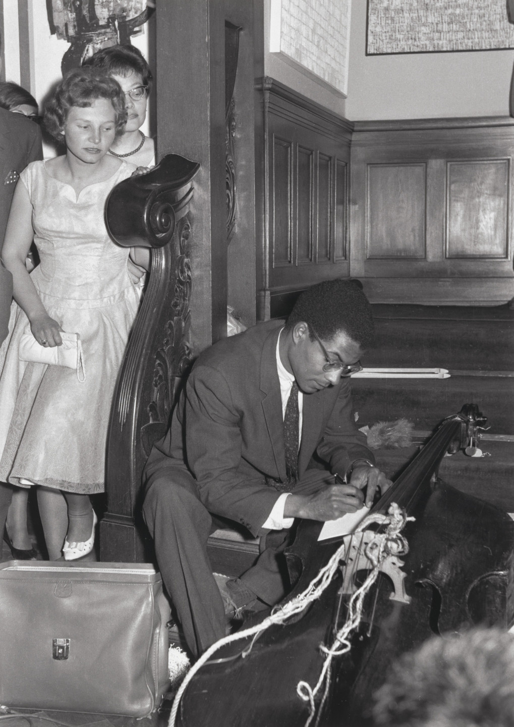 Benjamin Patterson. Benjamin Patterson's Variations for Double-Bass ...