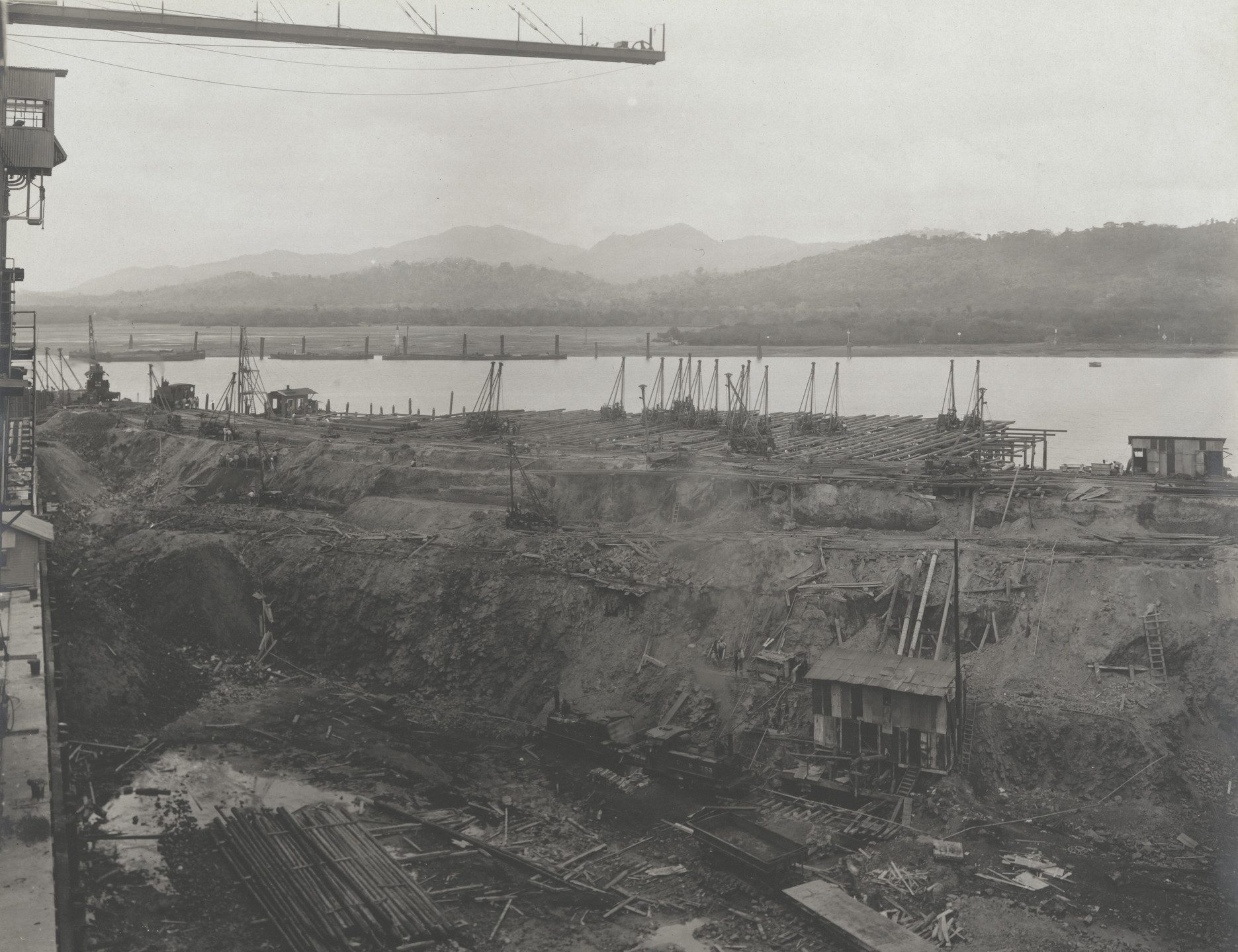 Unidentified photographer. Balboa Terminals. Cofferdam in front of Dry ...