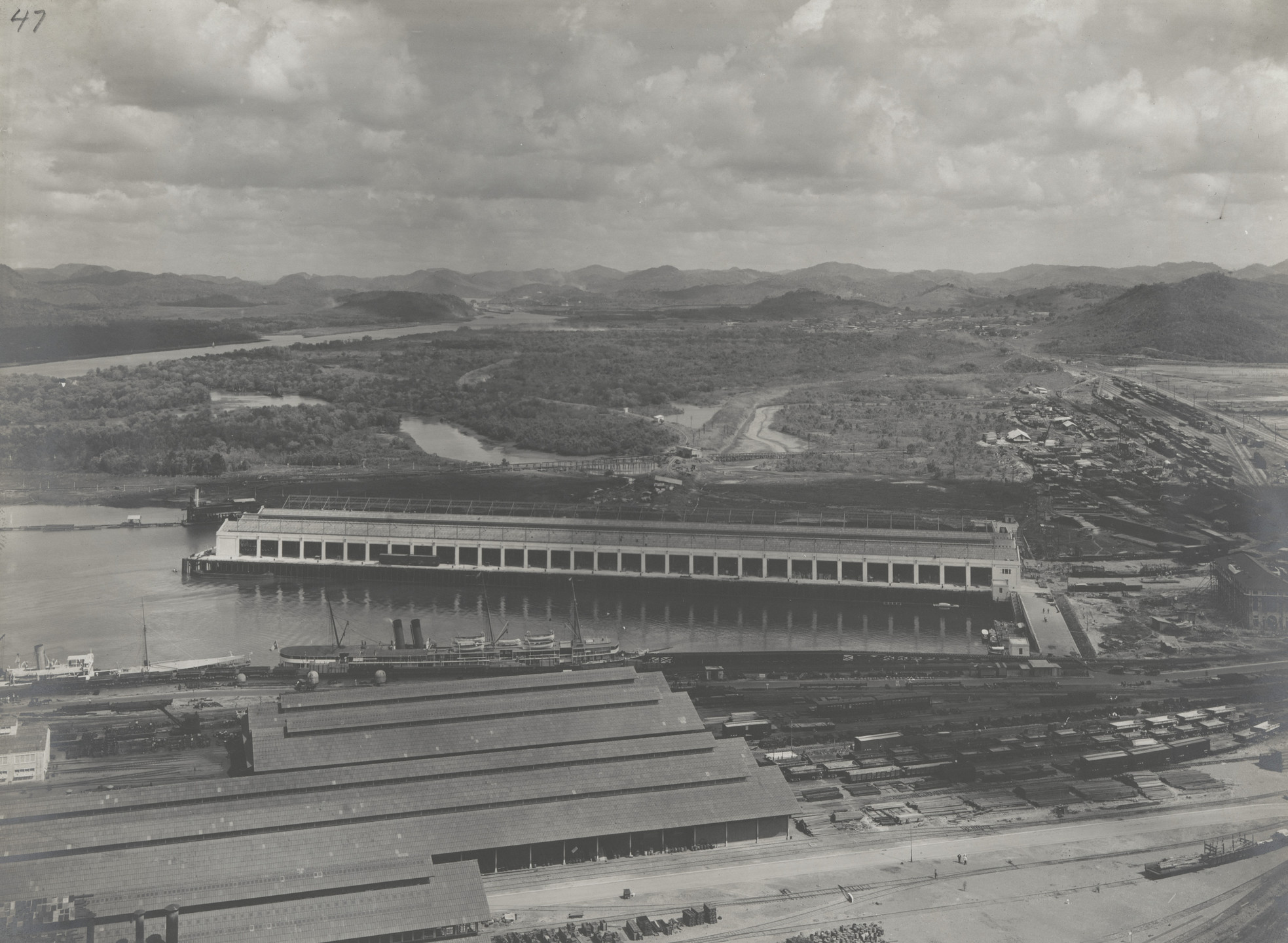Unidentified photographer. Balboa Terminals. Looking north from Sosa ...