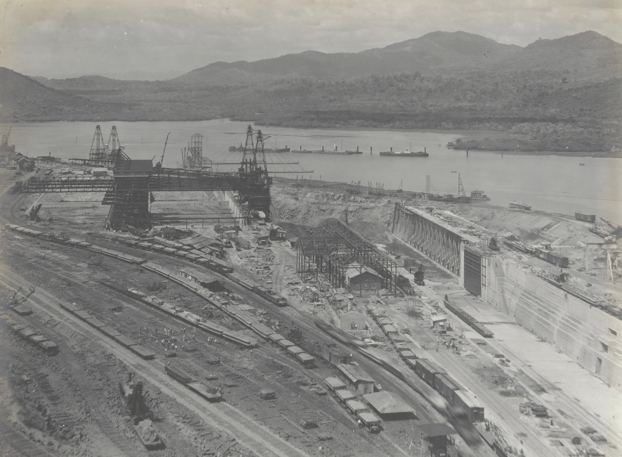 Unidentified photographer. Balboa Terminals. Dry Dock #1. General view ...