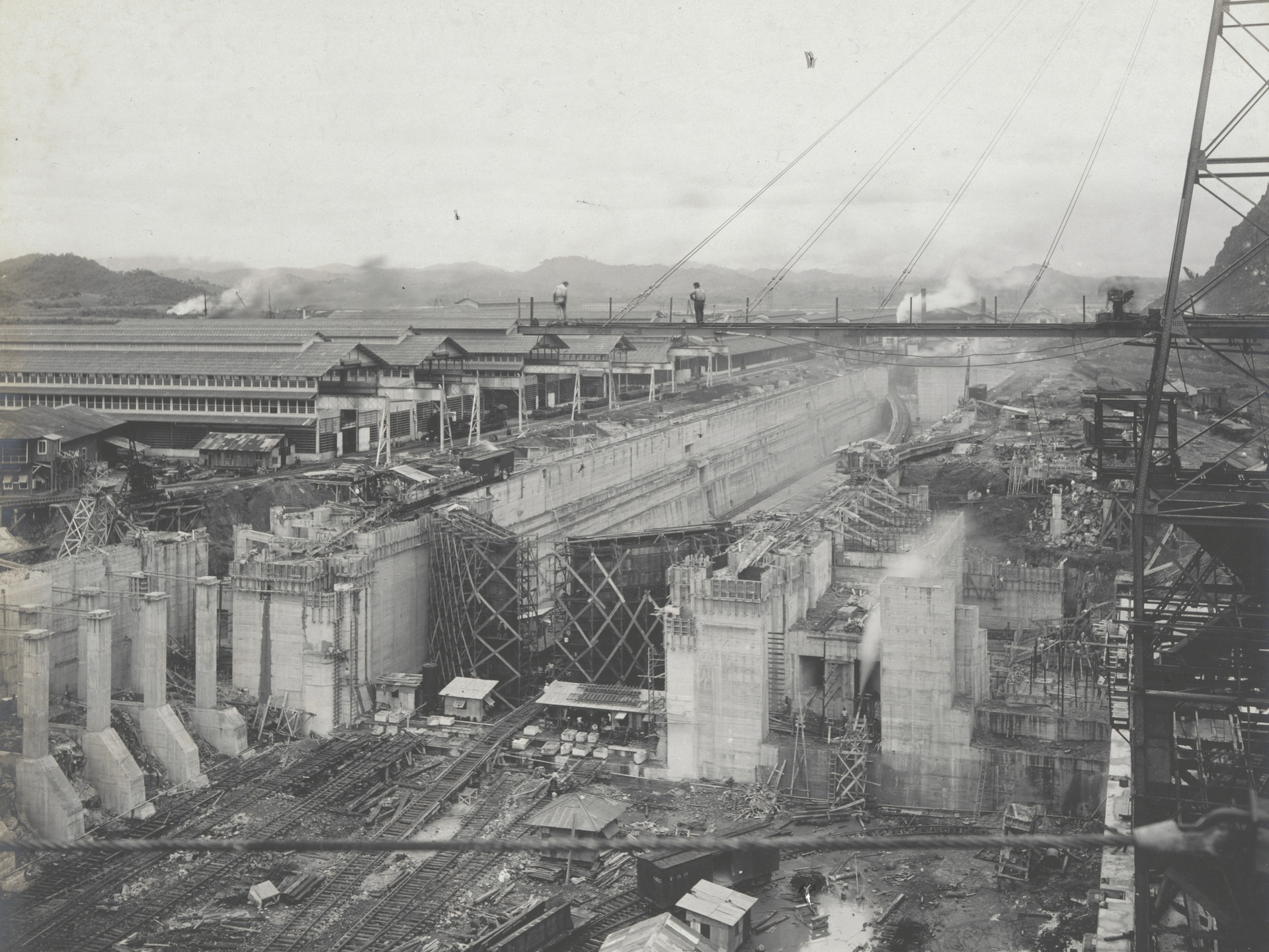 Unidentified photographer. Balboa Terminals. General view of Dry Dock ...