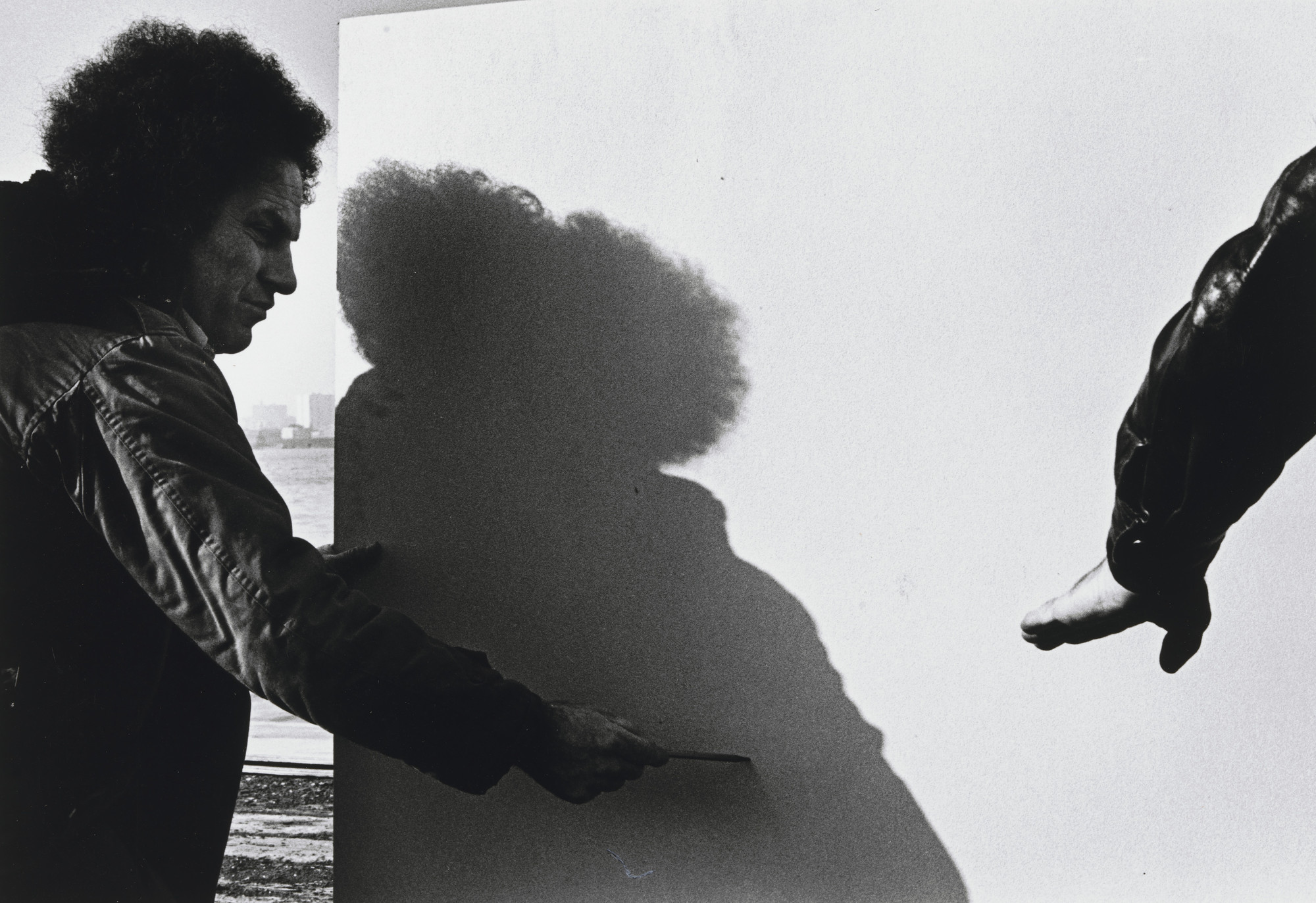 Richard Serra, Harry Shunk, János Kender. Shooting a Square through a ...