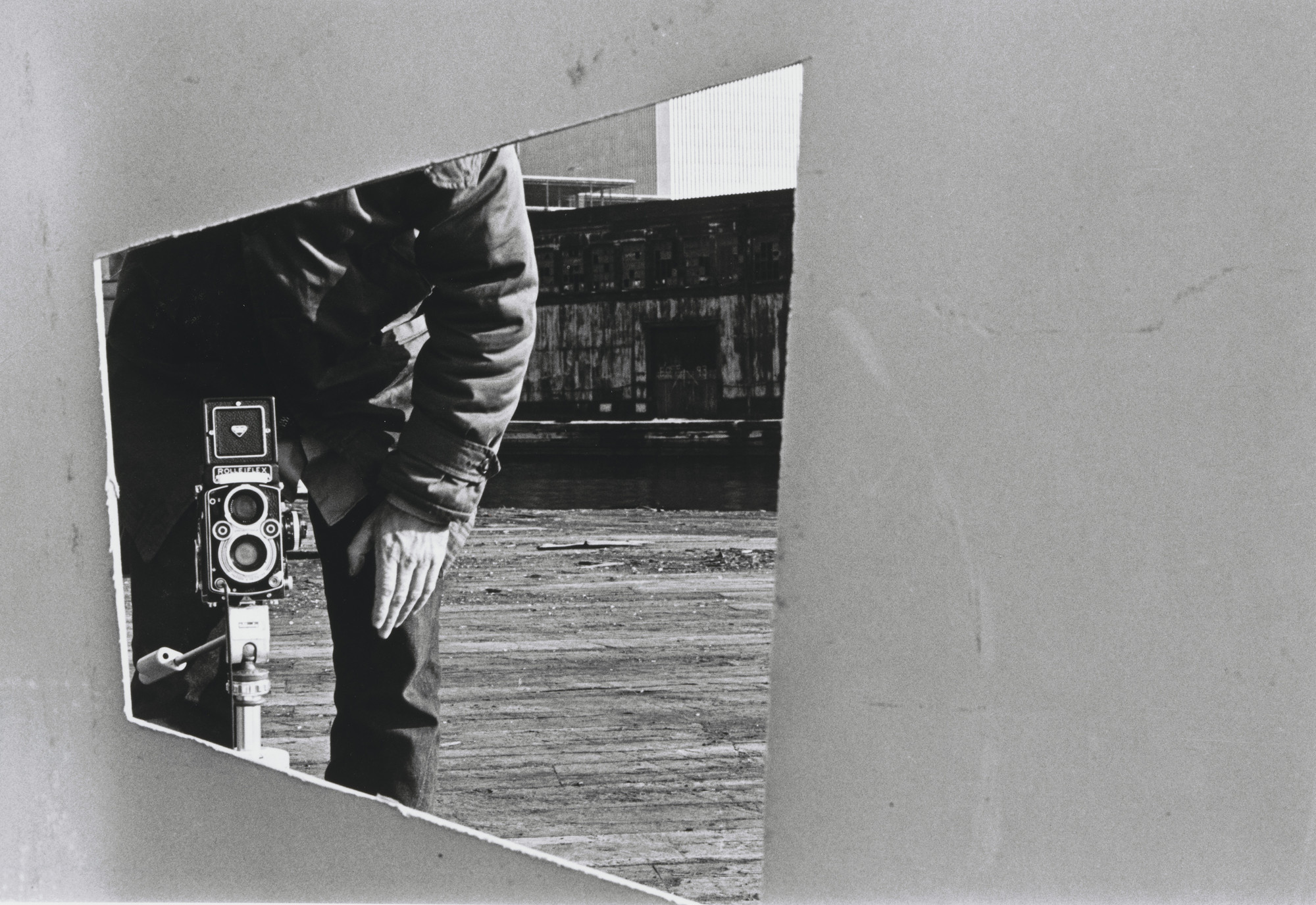 Richard Serra, Harry Shunk, János Kender. Shooting a Square through a ...