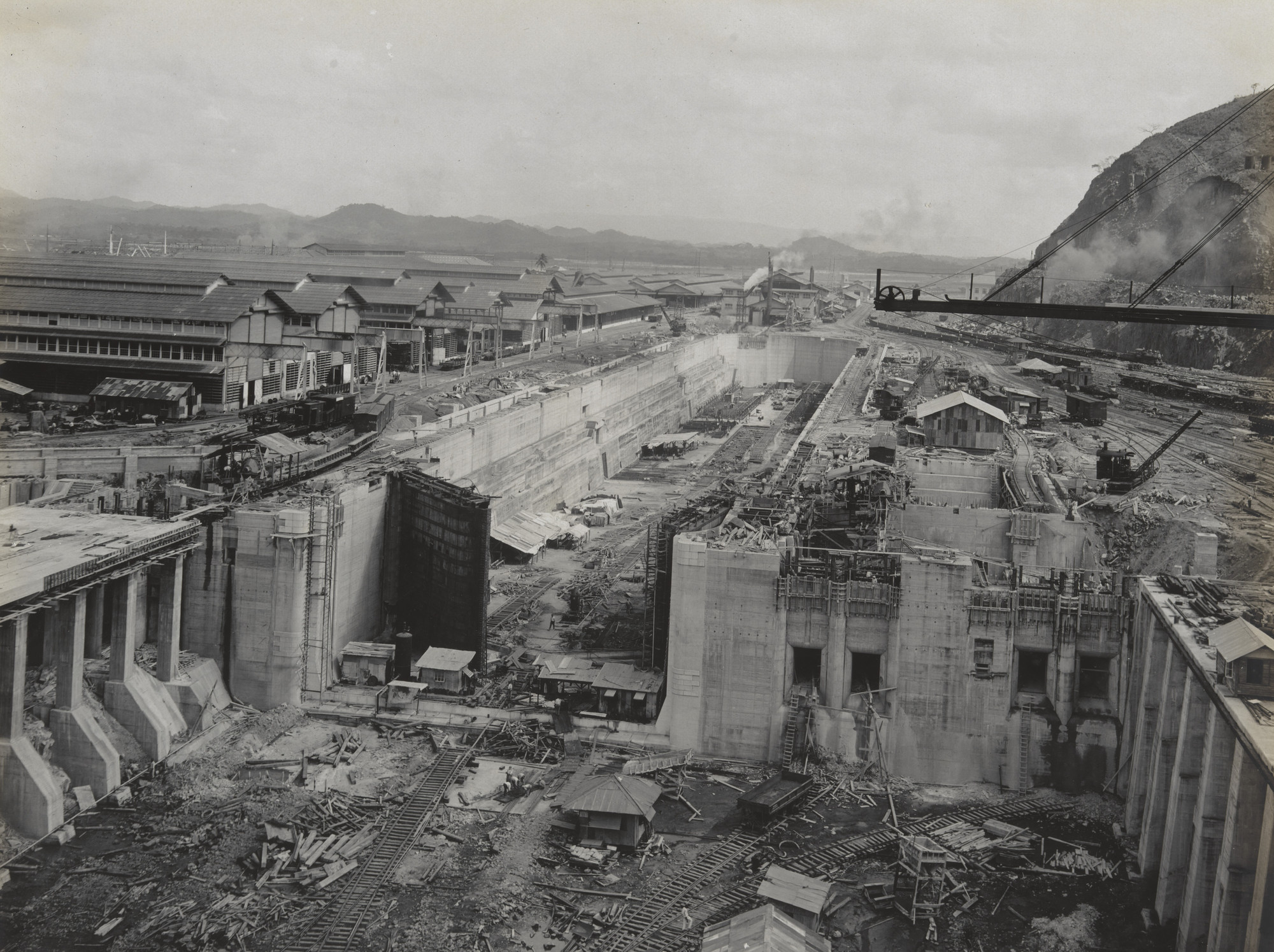 Unidentified photographer. Balboa Terminals. Dry Dock #1. General view ...