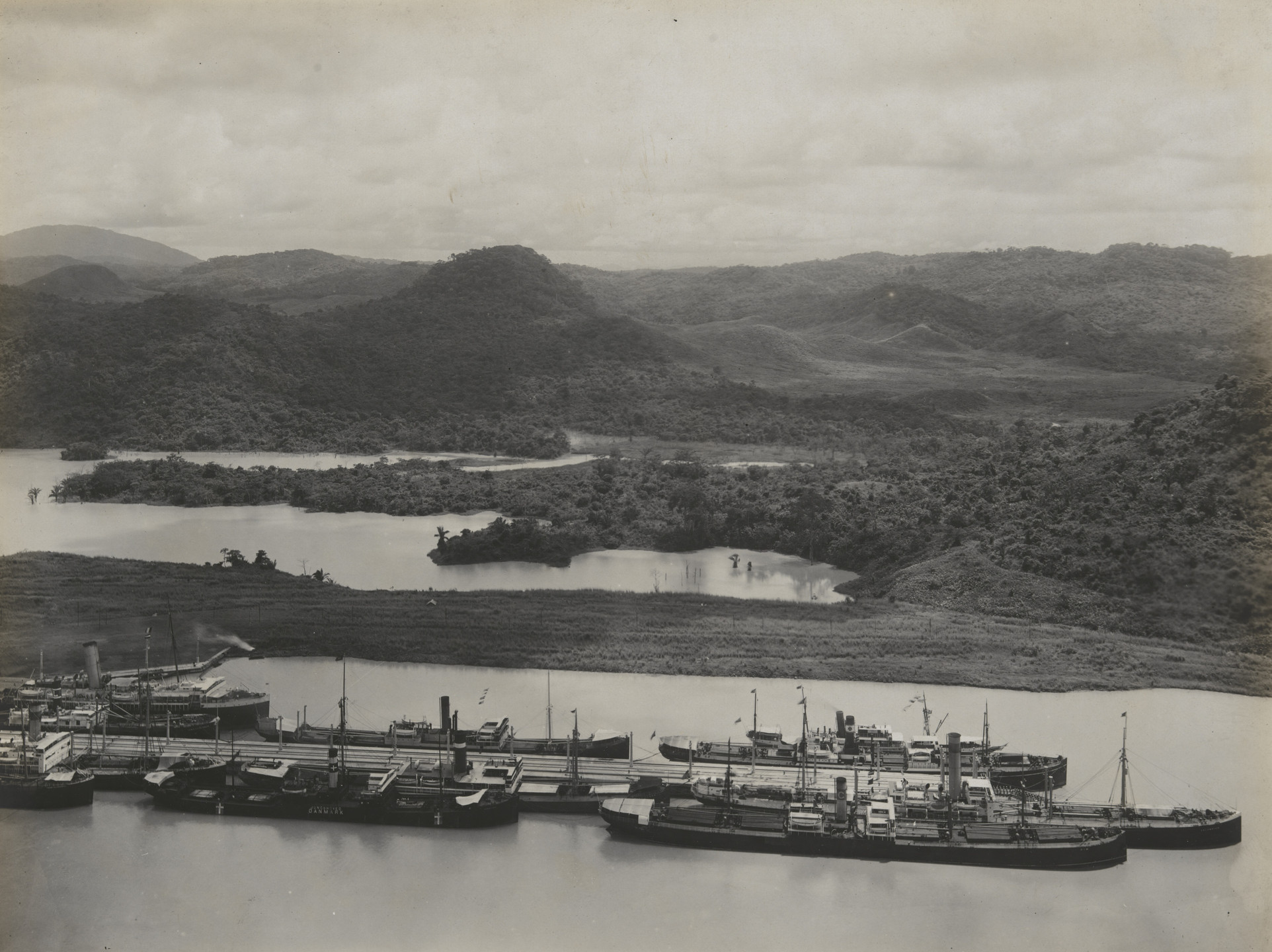 Unidentified photographer. Pedro Miguel Locks. General View of North ...