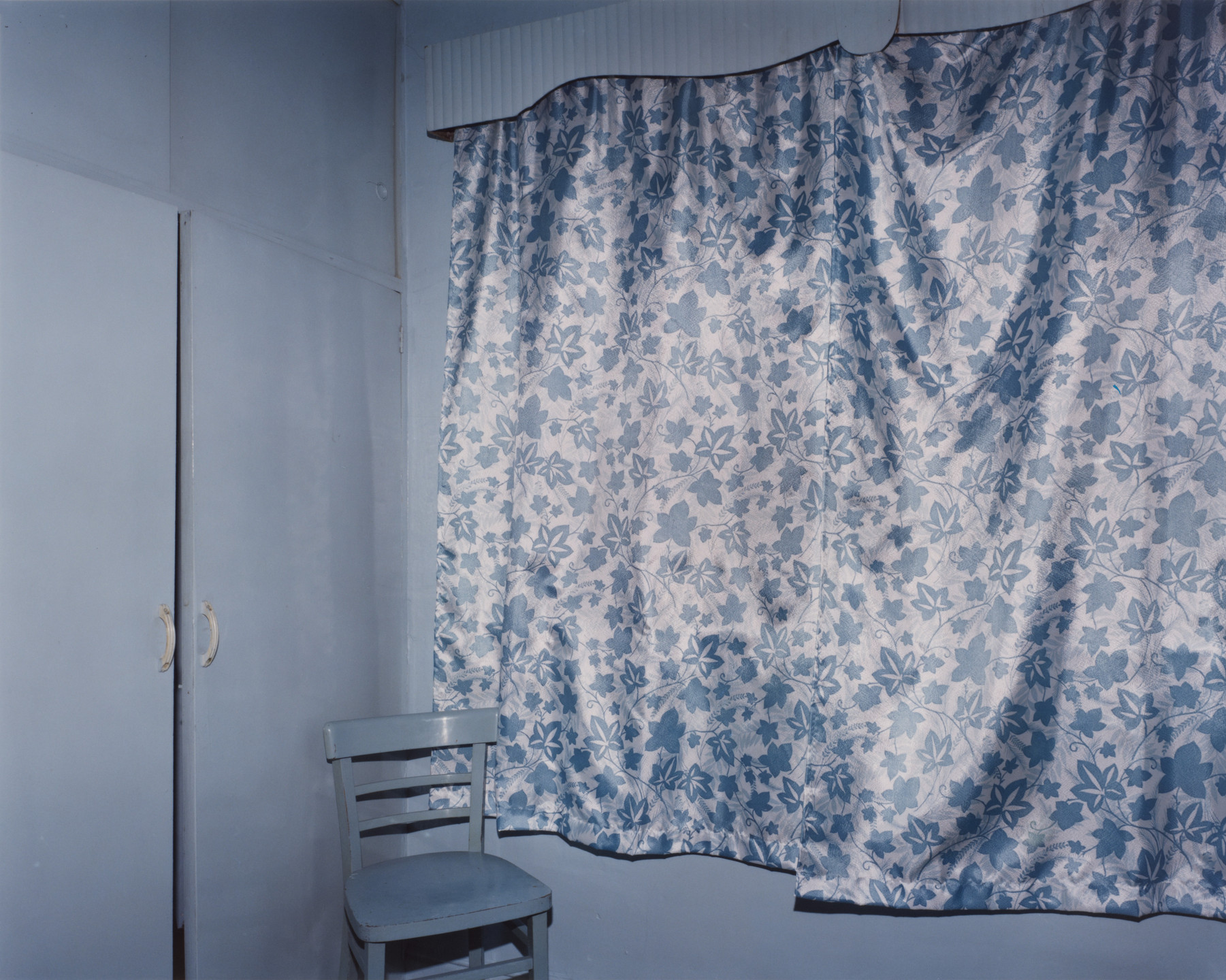 Paul Graham. Driver's Bedroom, Tyne House Cafe, Catterick, North ...