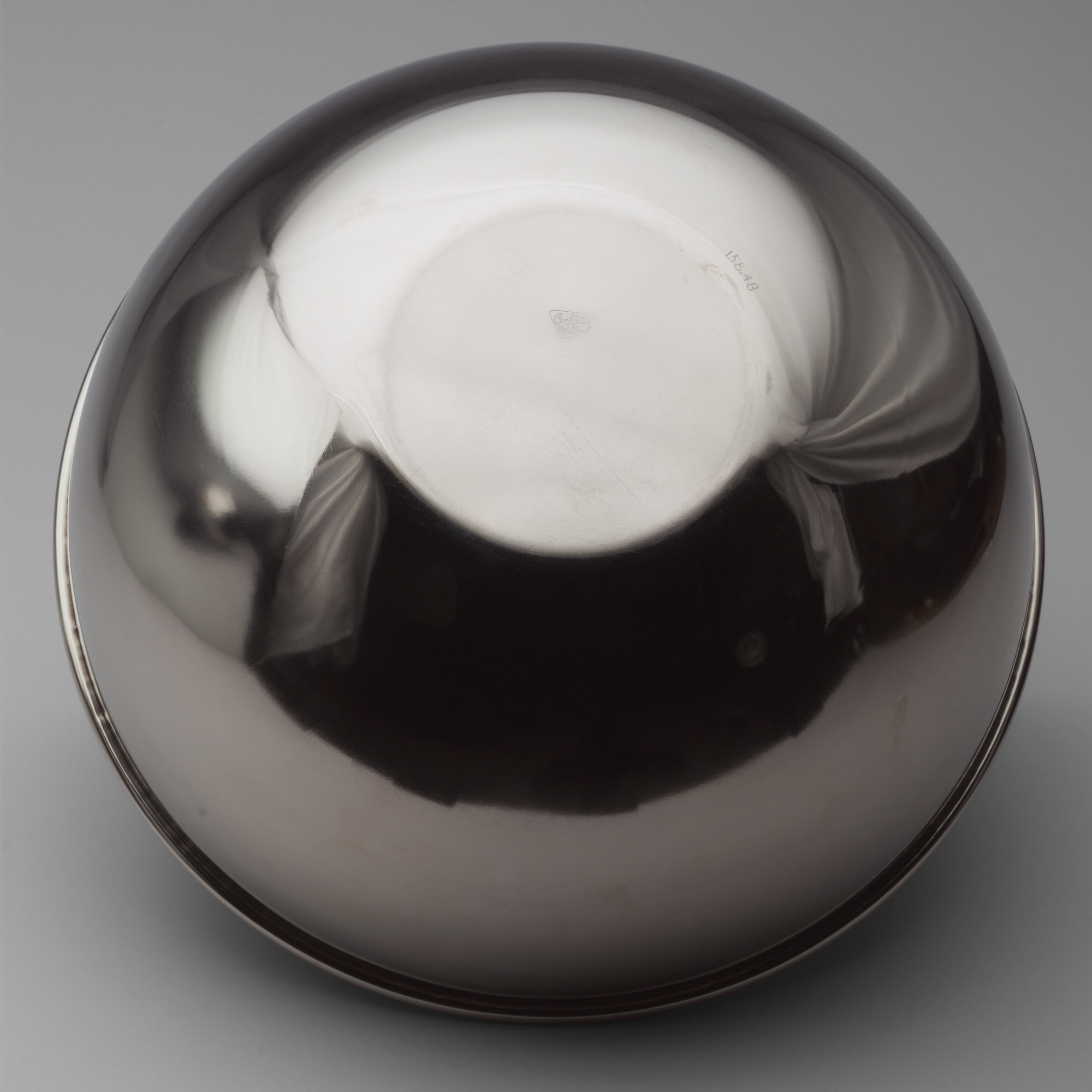 Rex A. Stevens. 13 1/2 Quart Mixing Bowl (no. 354). 1931 | MoMA