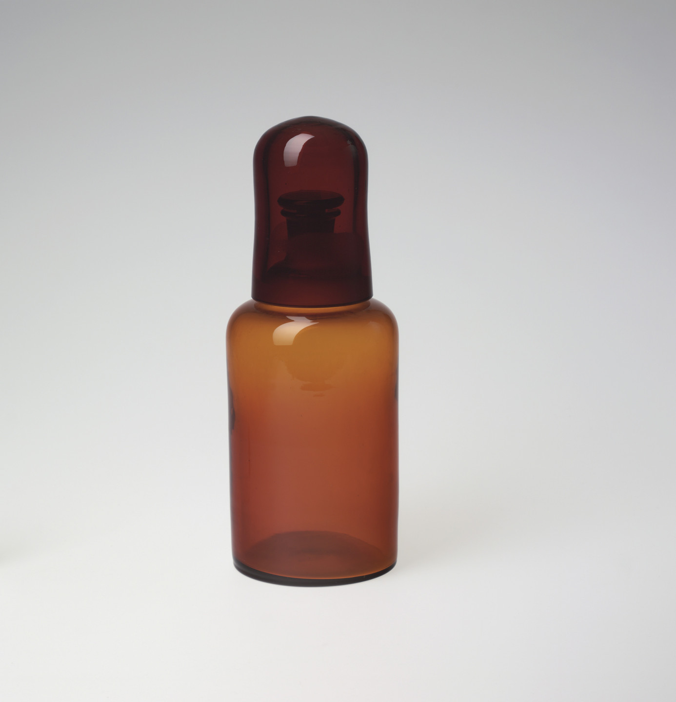 Karhula-Iitala, company design. Laboratory Oil Bottle with Measuring ...