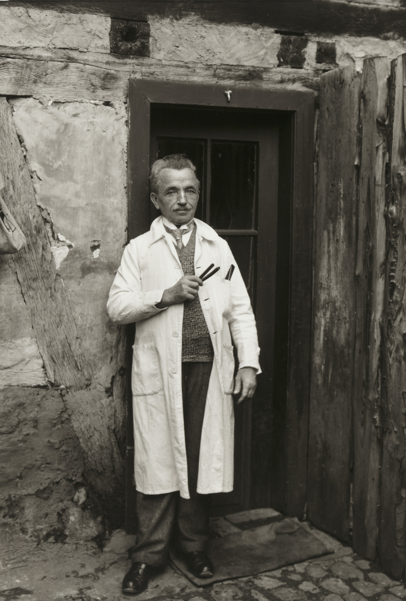 August Sander. Barber. 1930 | MoMA