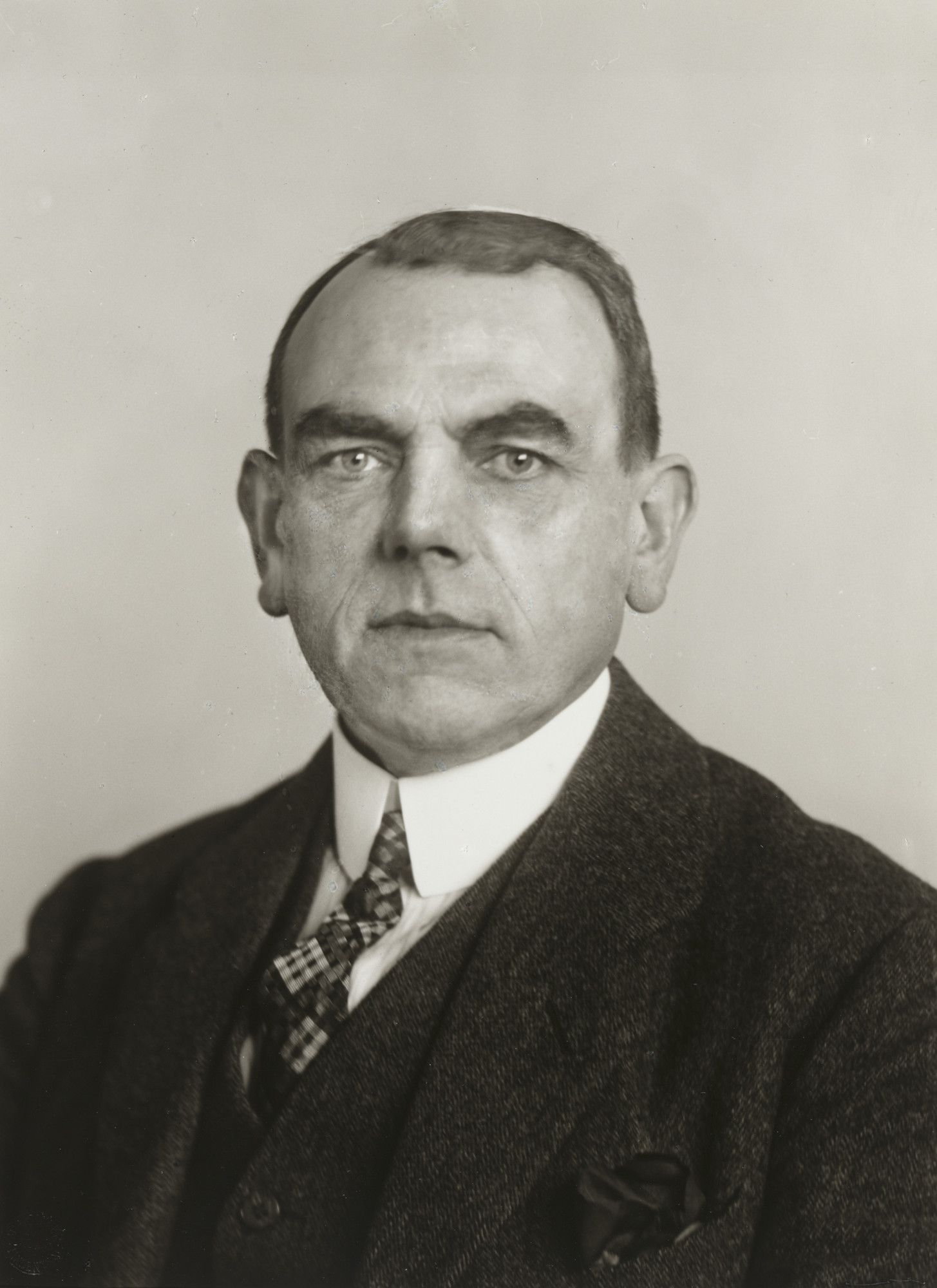 August Sander. Painter [Johannes Greferath]. 1926 | MoMA