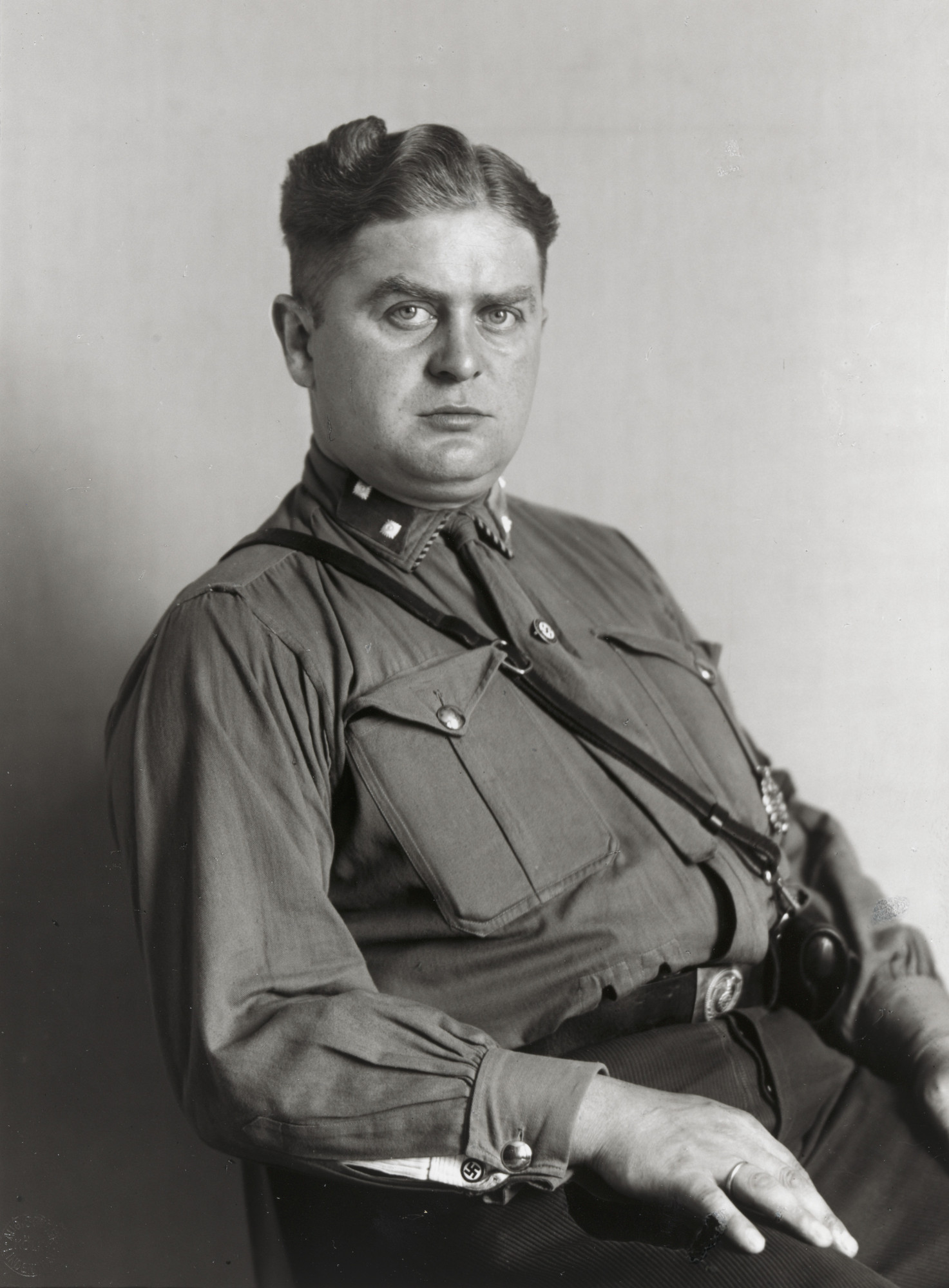 _IV/23a_ The National Socialist _from_ People of the Twentieth Century ...