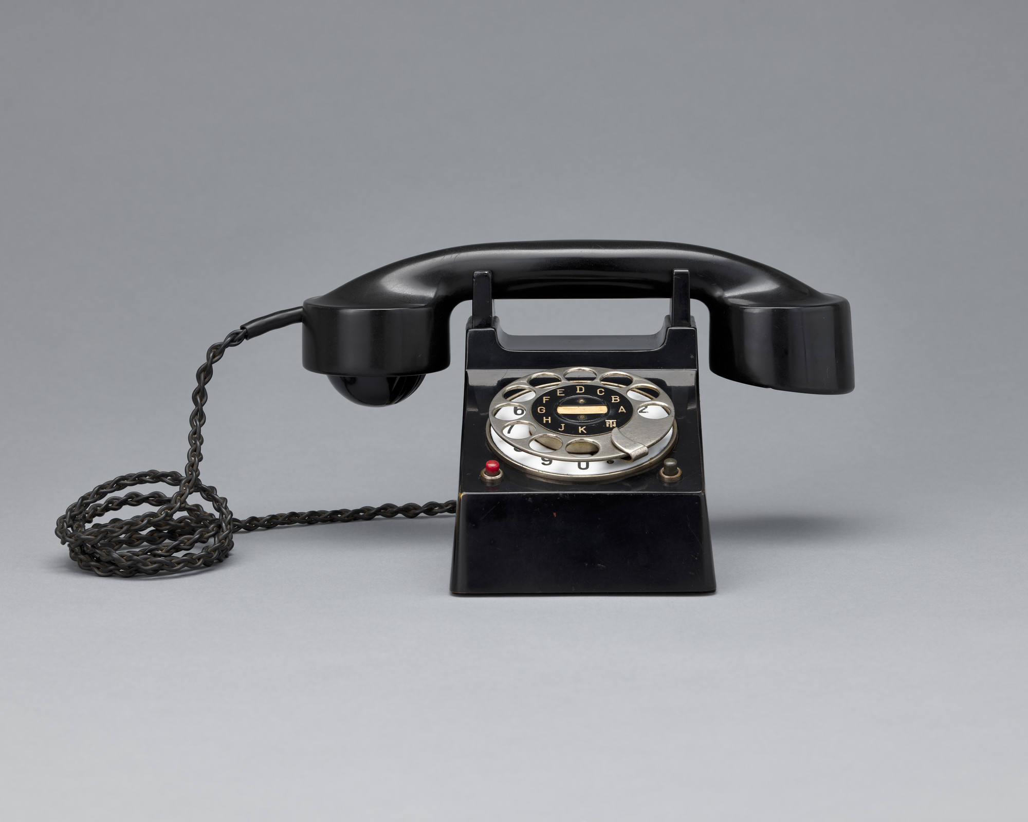 Richard Schadewell. Frankfurt ('Bauhaus') Telephone. 1929 | MoMA