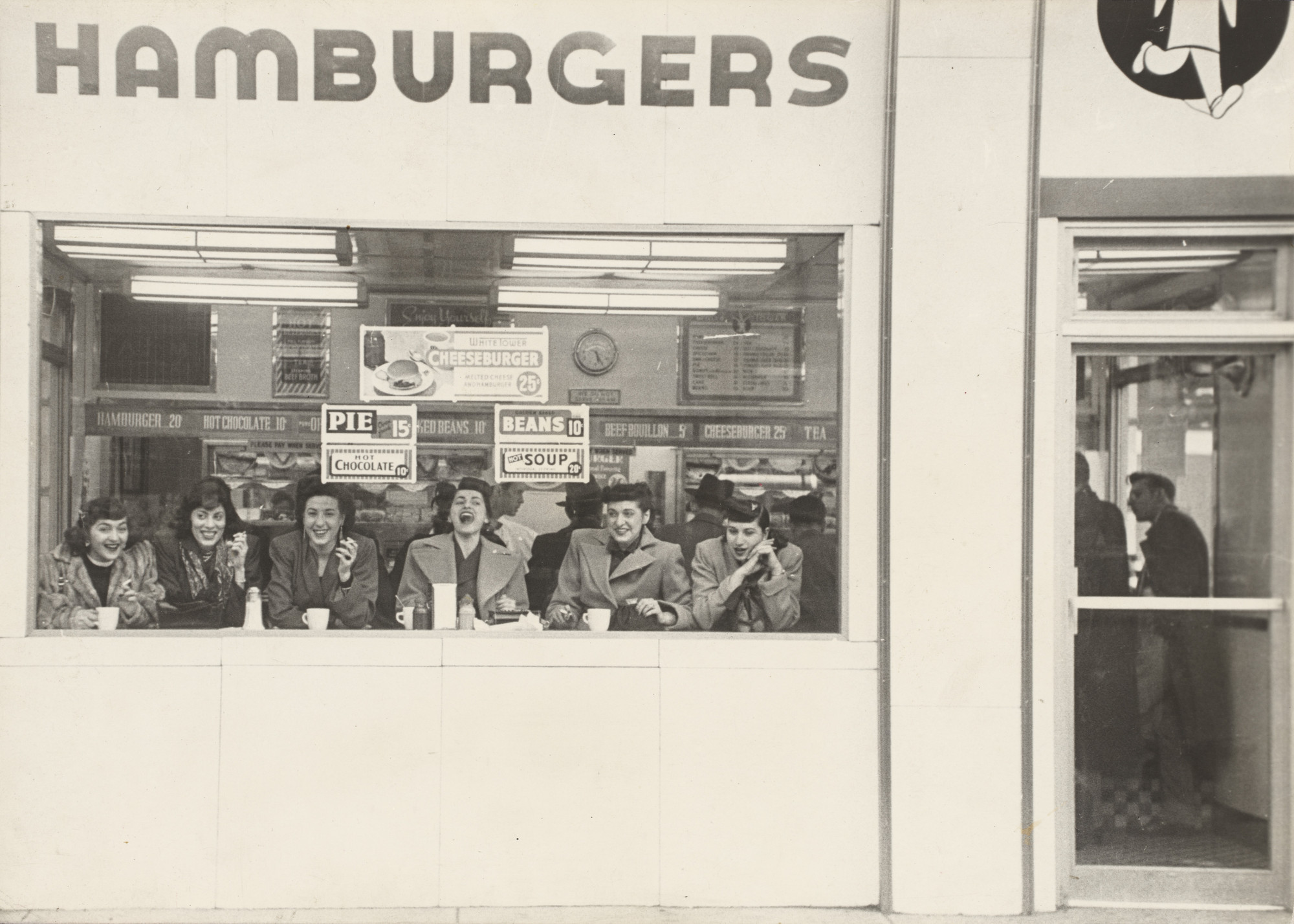 Robert Frank. Hamburger Stand, New York. 1951 | MoMA