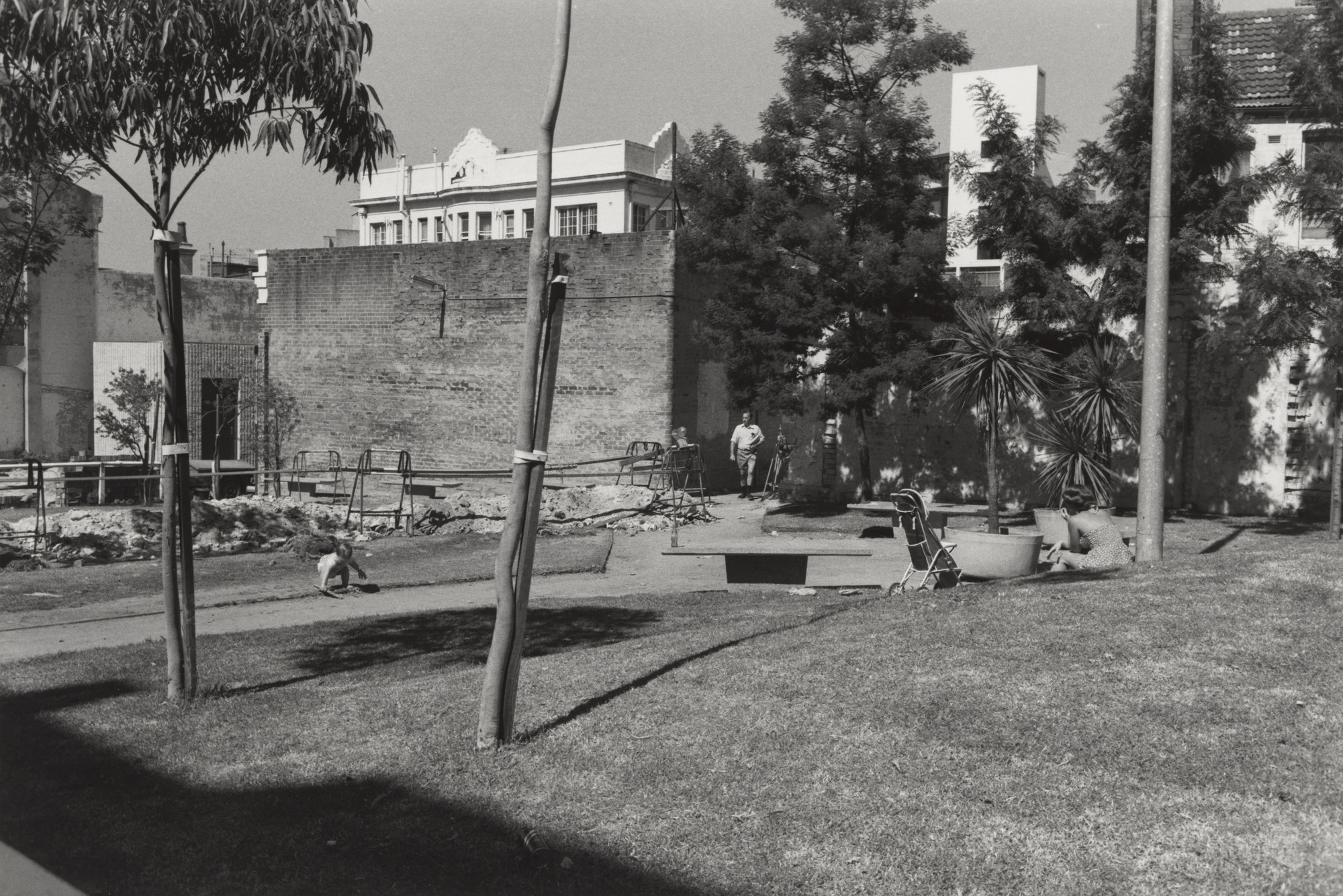 Lee Friedlander. Sydney. 1977 | MoMA