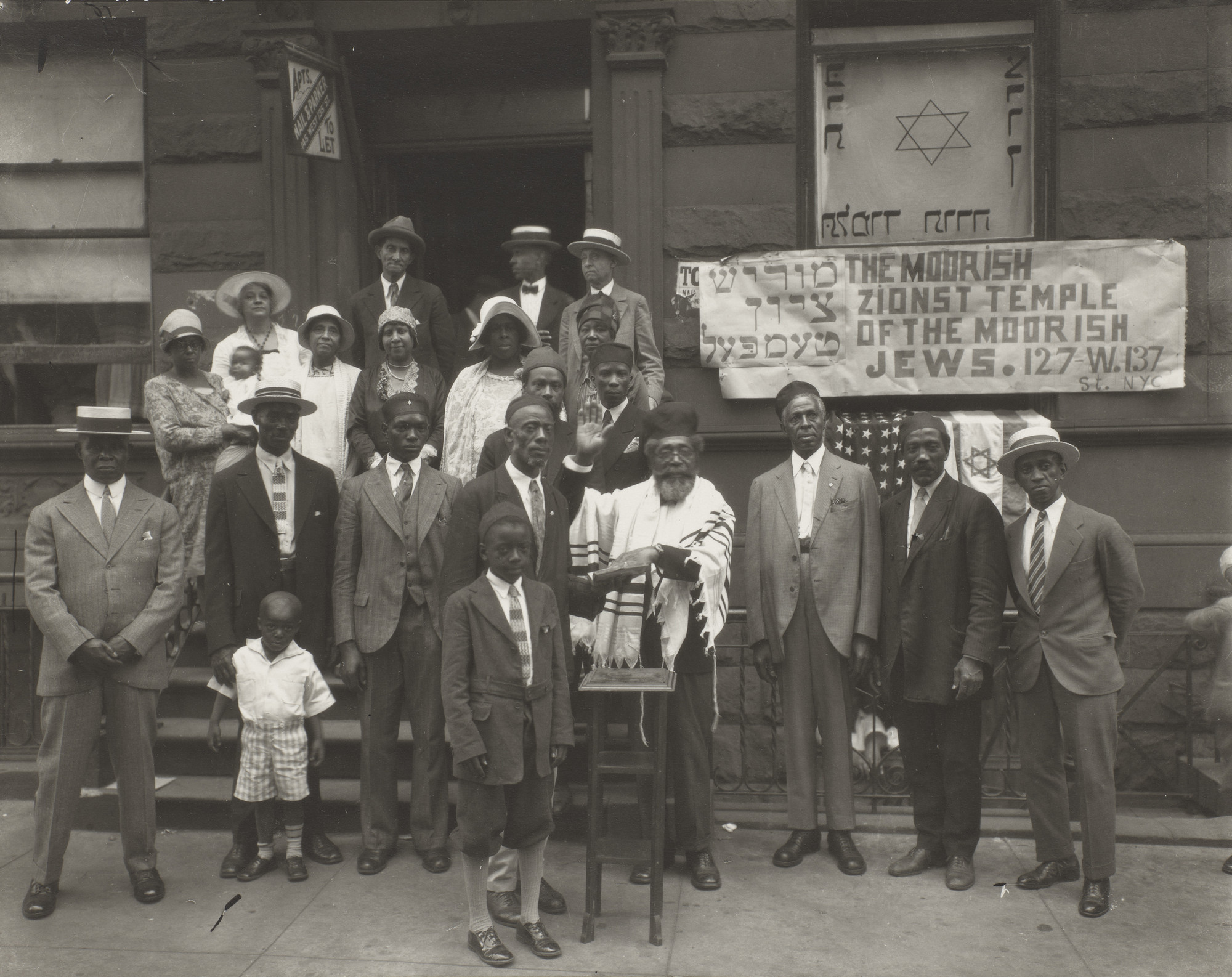 James Van Der Zee. The Moorish Zionist Temple of the Moorish Jews ...