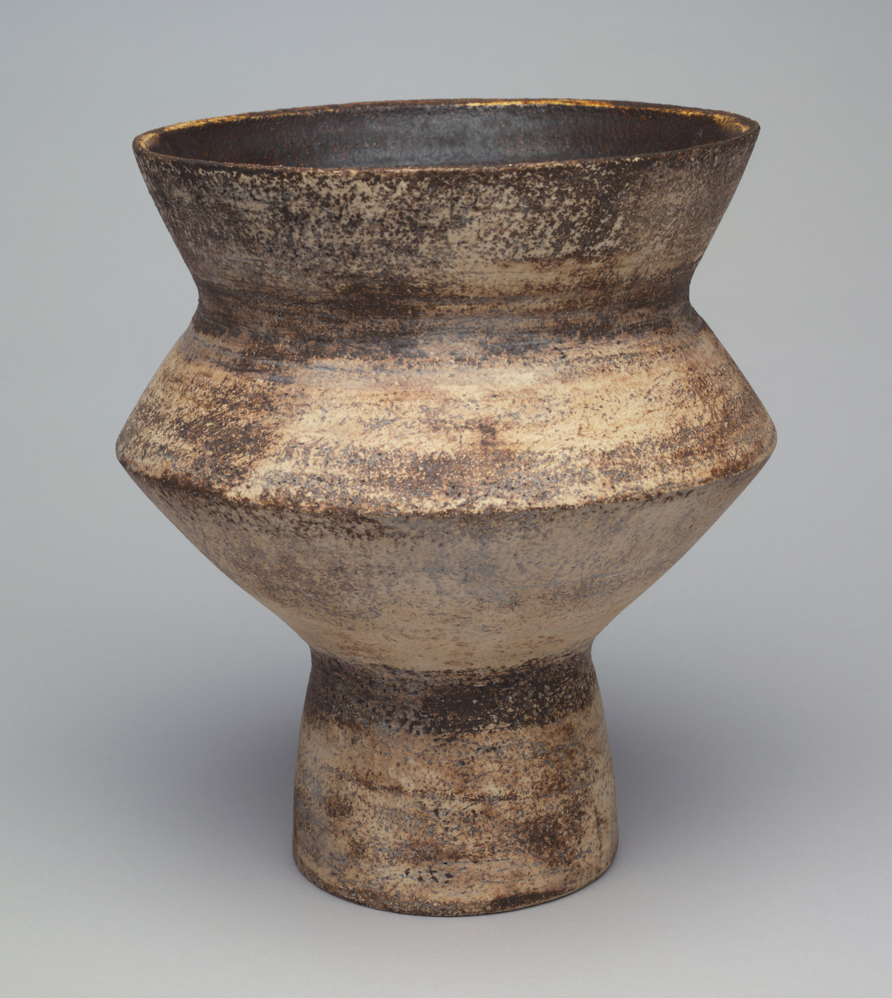 Hans Coper. Vase. c. 1960 | MoMA