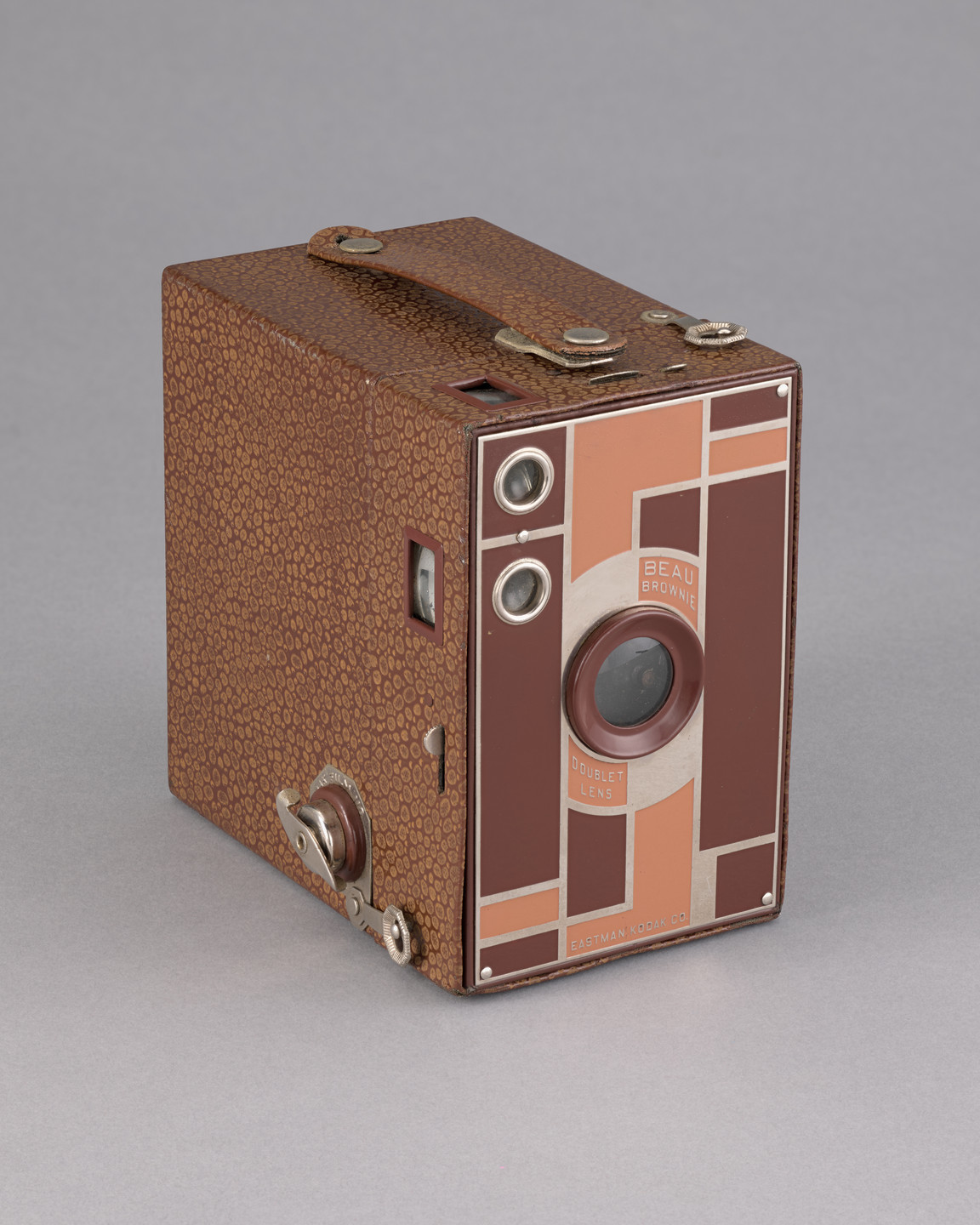 Walter Dorwin Teague. No. 2A Beau Brownie Doublet Lens Camera. 1930 | MoMA
