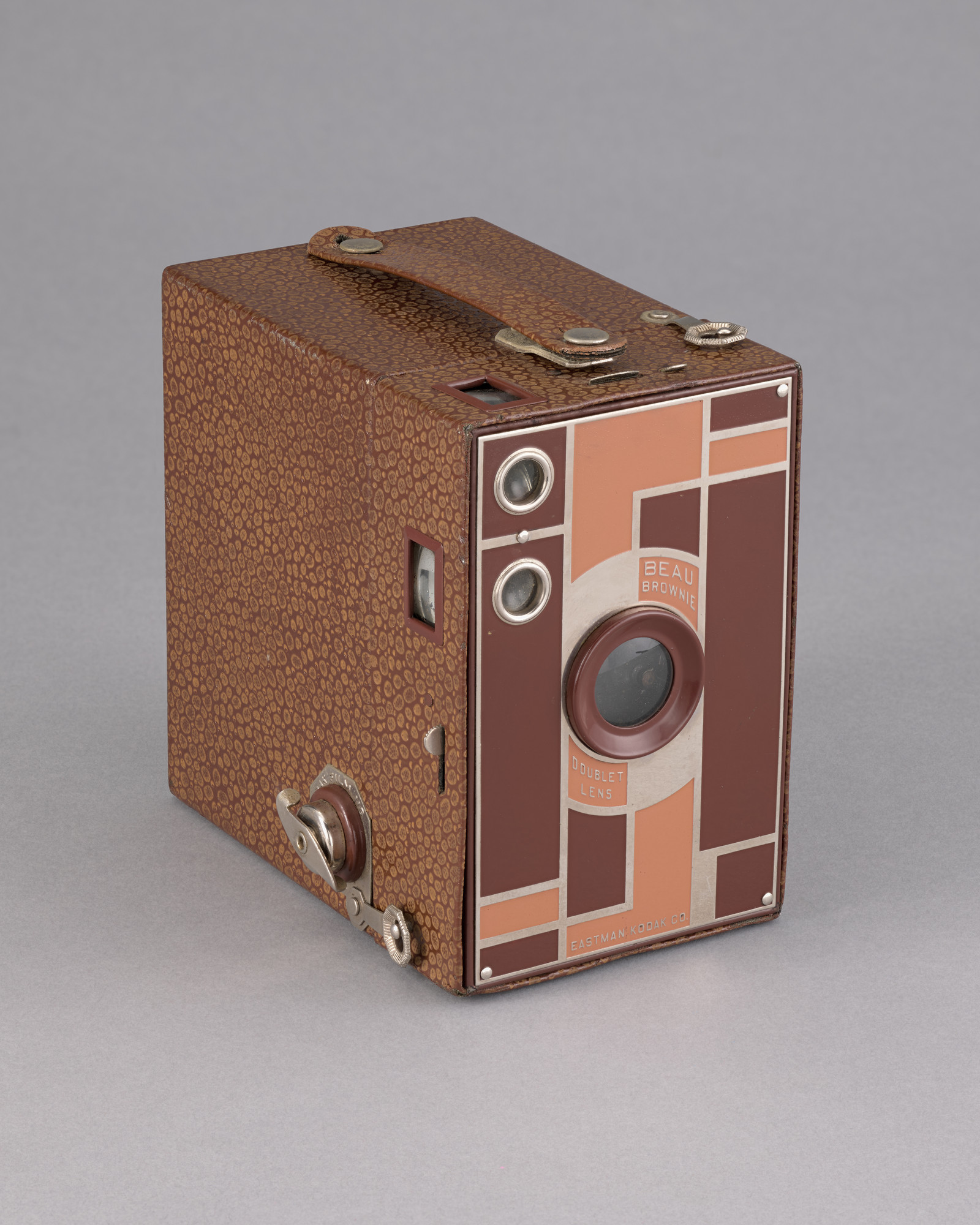 Walter Dorwin Teague. No. 2A Beau Brownie Doublet Lens Camera. 1930 | MoMA