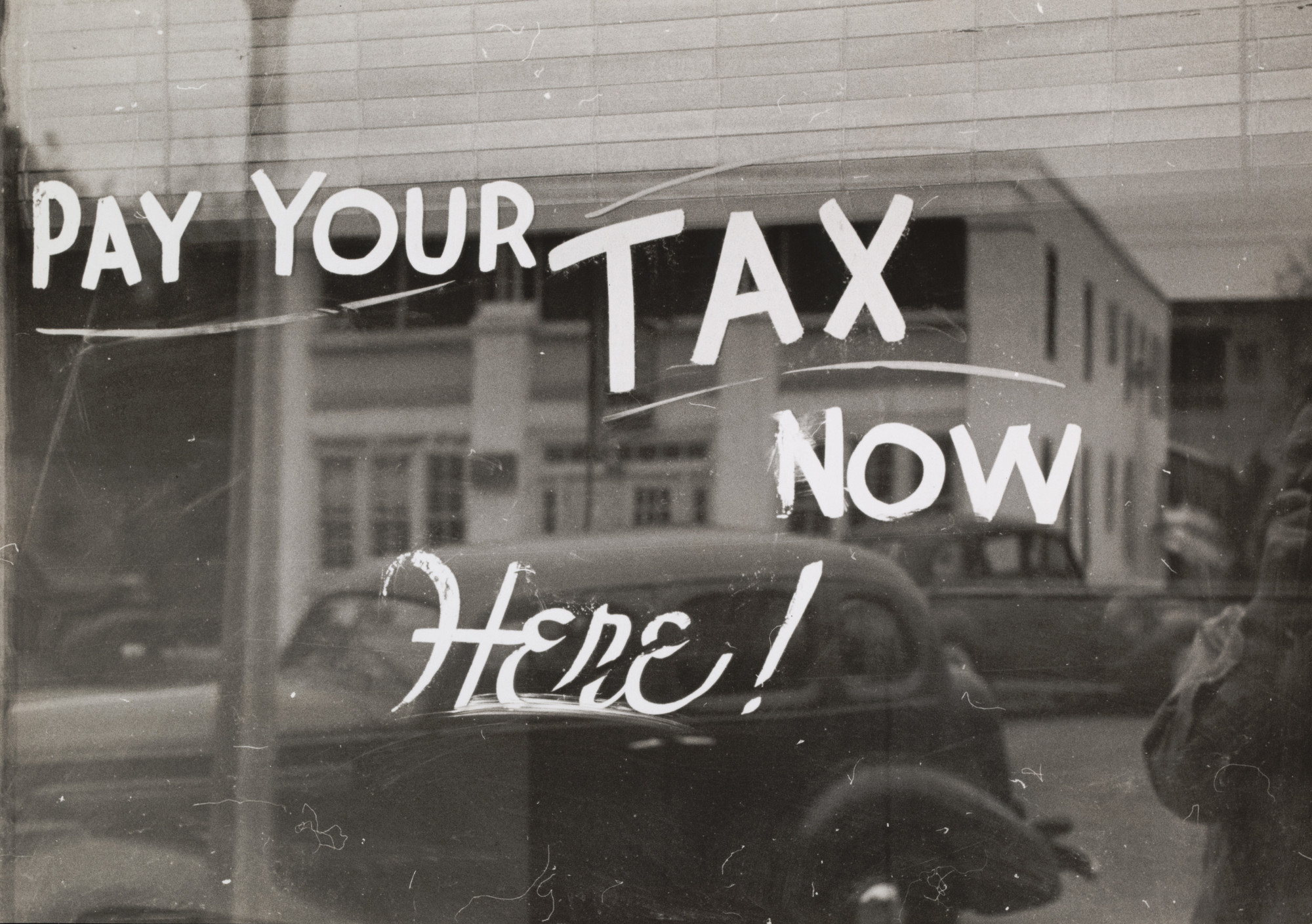 Russell Lee. Sign, Harlingen, Texas. 1939 | MoMA